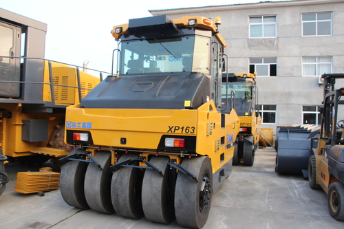 XCMG Tire Compactor XP163 16 tons Tyre Roller - HITOP MACHINERY