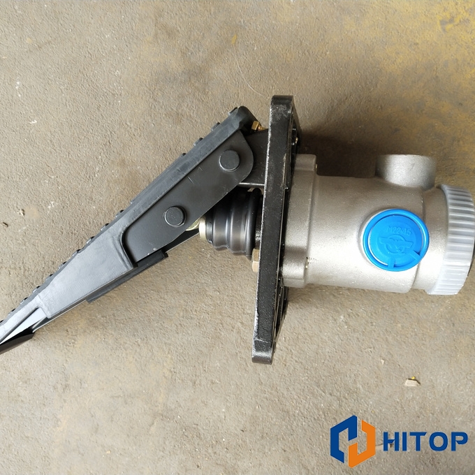 XCMG parts 800901158 wheel loader ZL50GN pneumatic valve – HITOP MACHINERY